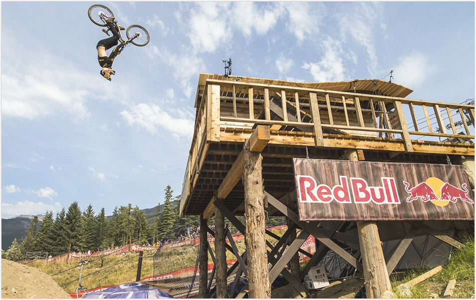 Red Bull Digital Strategy and Social Media | Cuker Work